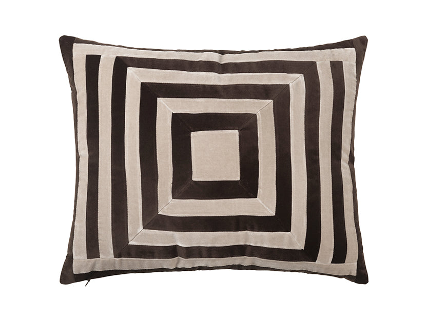 Christina Lundsteen, Lucy velvet cushion, 50x60 cm, Chocolate/Light Kit