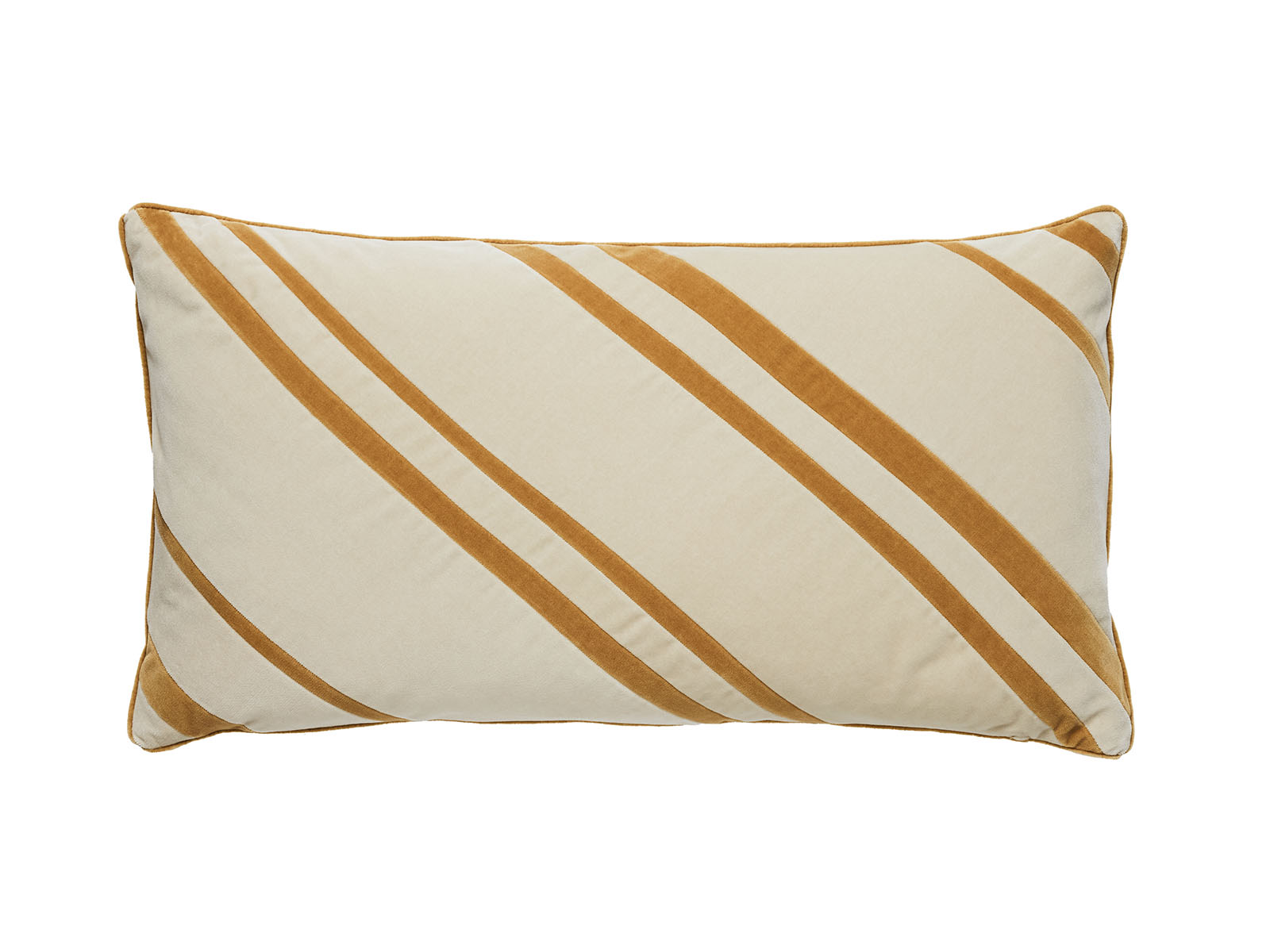 Premium velvet cushion - Maya Cushion in Barley | Christina Lundsteen